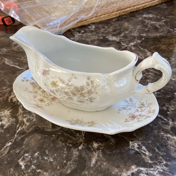 waterloo | Dining | Waterloo Potteries Royal Premium Semiporcelain ...